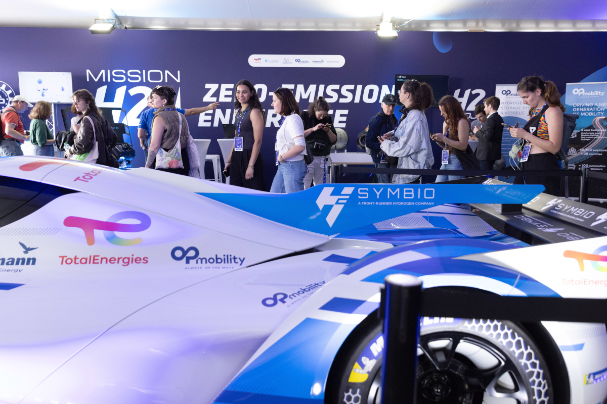 Innovation : les 24h du Mans en pole position sur la voiture à hydrogène - Solutions&Co Pays de ...